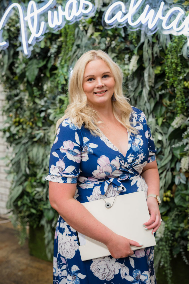 How celebrant & MC Anna Smale doubled enquiries in one month | Emily Osmond