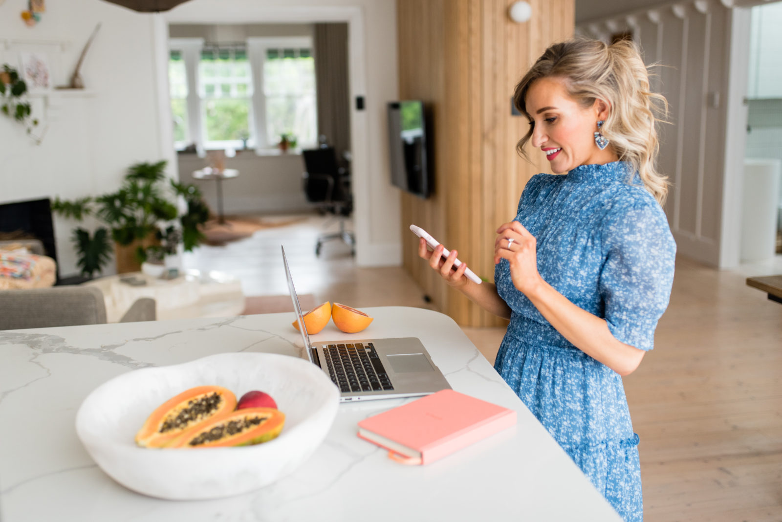 How to use Instagram's pinned posts strategically for your business | Emily Osmond